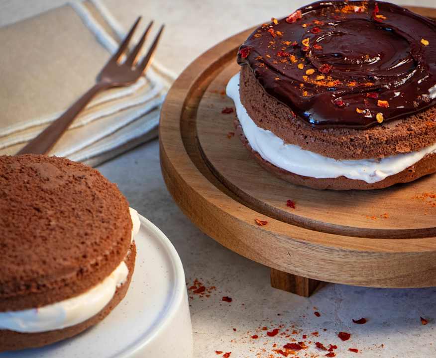Chilli chocolate truffle cake - Cookidoo® – the official Thermomix ...