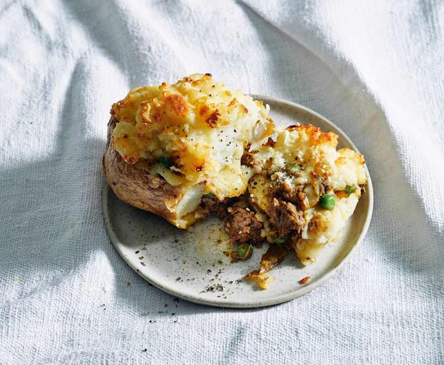 Use-it-up shepherd’s pie jacket potatoes - Cookidoo® – the official ...