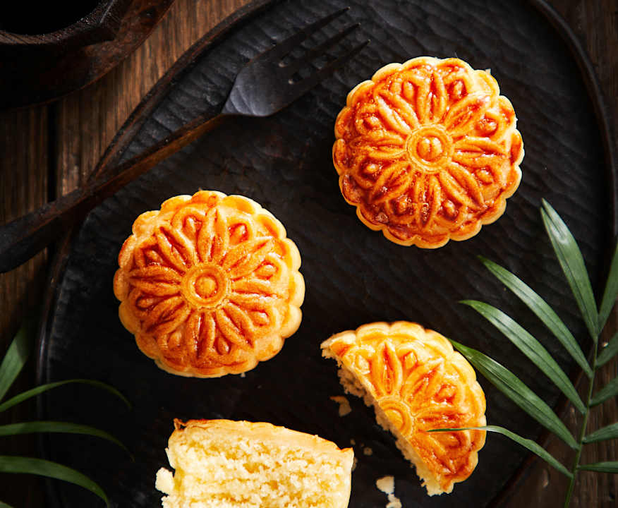 Hainan Coconut Mooncake - Cookidoo® – the official Thermomix® recipe ...