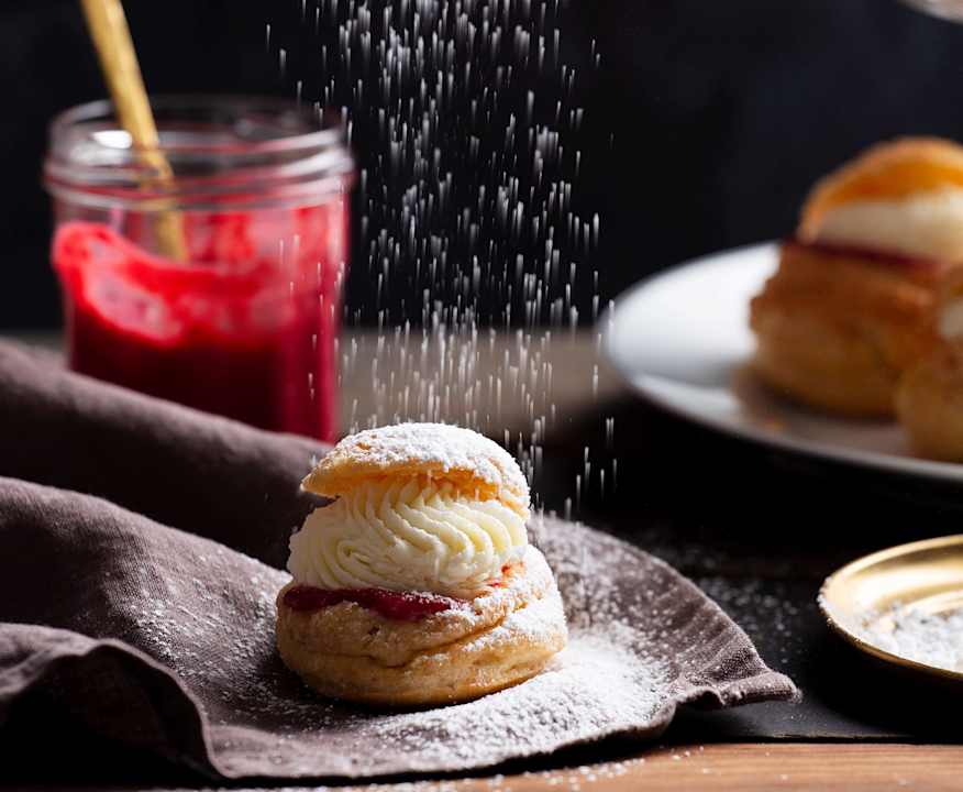 Choux with Craquelin, Raspberry Filling and White Chocolate Ganache ...
