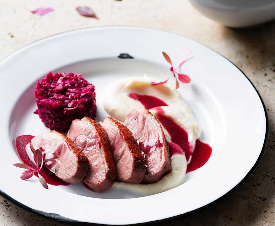 Magret de canard, chou rouge et céleri-rave - Cookidoo® – the official ...