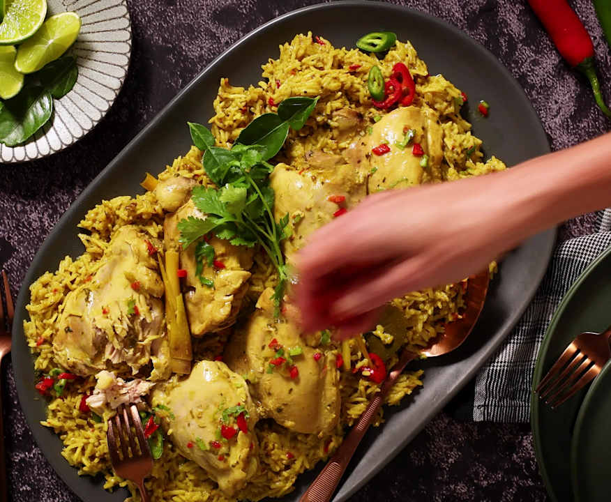 Spicy chicken with fragrant coconut rice - Cookidoo® – the official ...