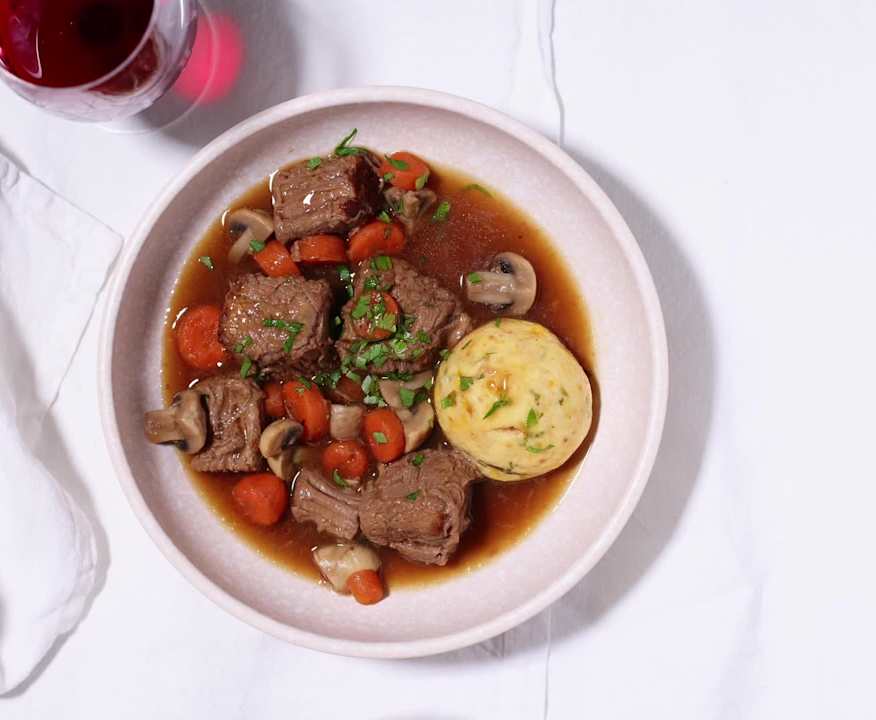 Μοσχάρι με μπύρα Ale και ντάμπλινγκς - Cookidoo® – la plateforme de ...