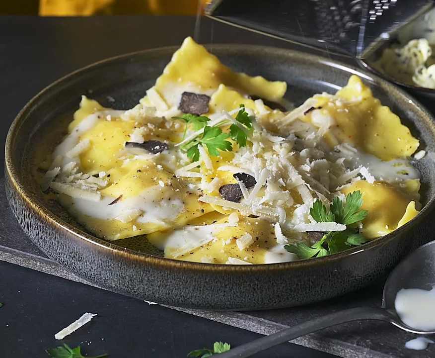 Trüffel-Parmesan-Ravioli - Cookidoo® – das offizielle Thermomix®-Rezept ...