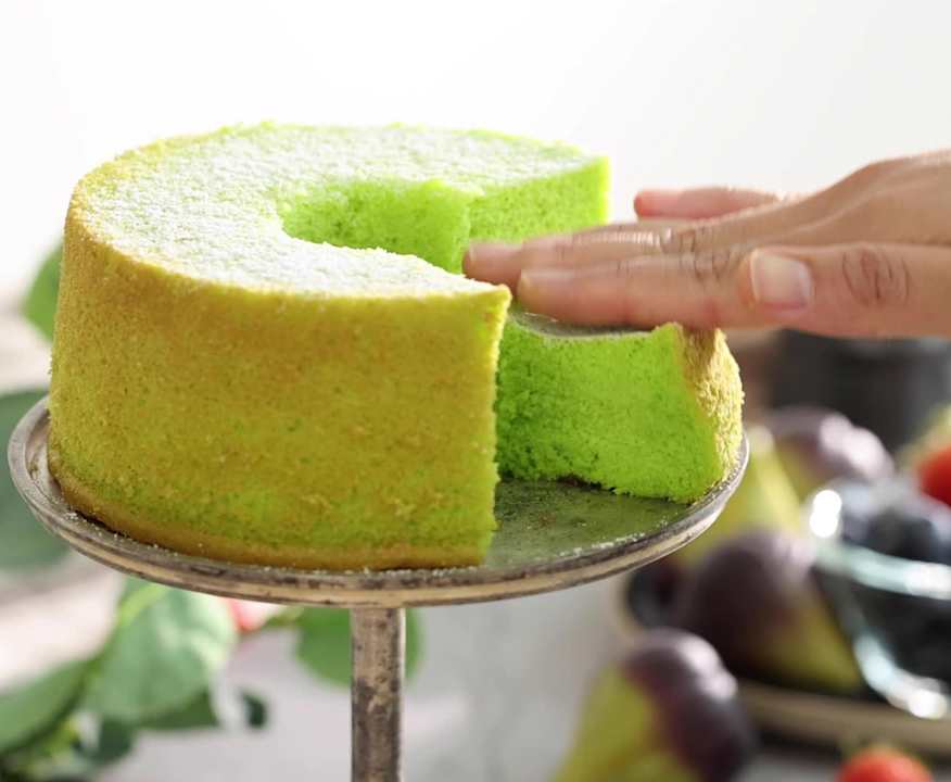 Pandan Sponge Cake - Cookidoo® – the official Thermomix® recipe platform