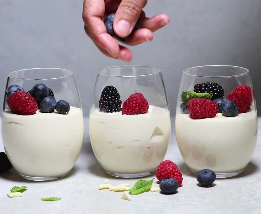 Postre cremoso de chocolate blanco - Cookidoo® – the official Thermomix ...