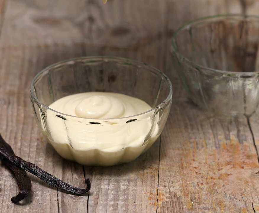Vanilla Sauce (Crème Anglaise) - Cookidoo® – the official Thermomix ...