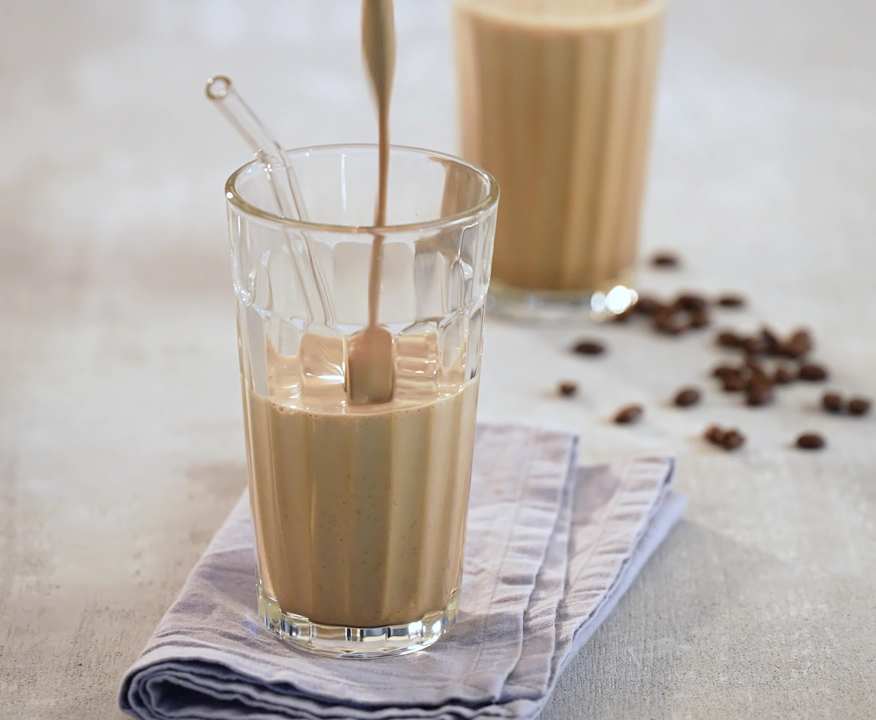 Iced Caffé Latte Zero - Cookidoo® – the official Thermomix® recipe platform