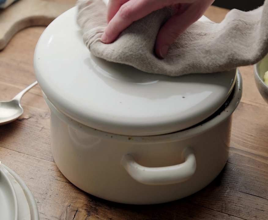 Braised Lamb Shanks with Roasted Garlic and Parmesan Mash - Stinco d ...