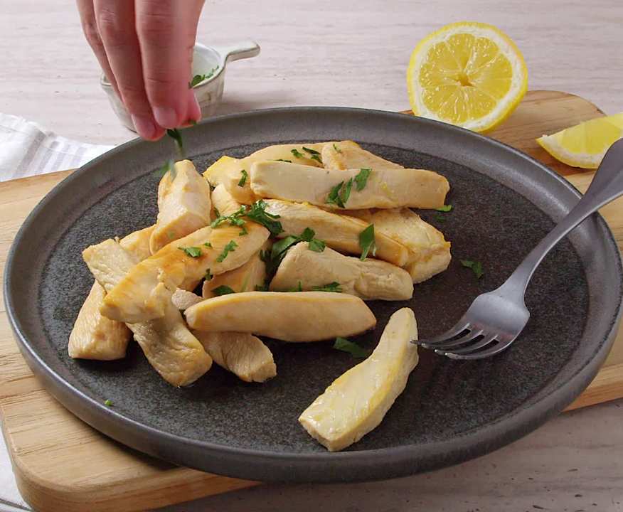Sautéing Chicken Strips - Cookidoo® – the official Thermomix® recipe ...